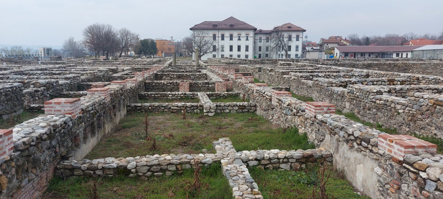 Castrul Roman Drobeta - Obiective turistice Drobeta Turnu Severin ...